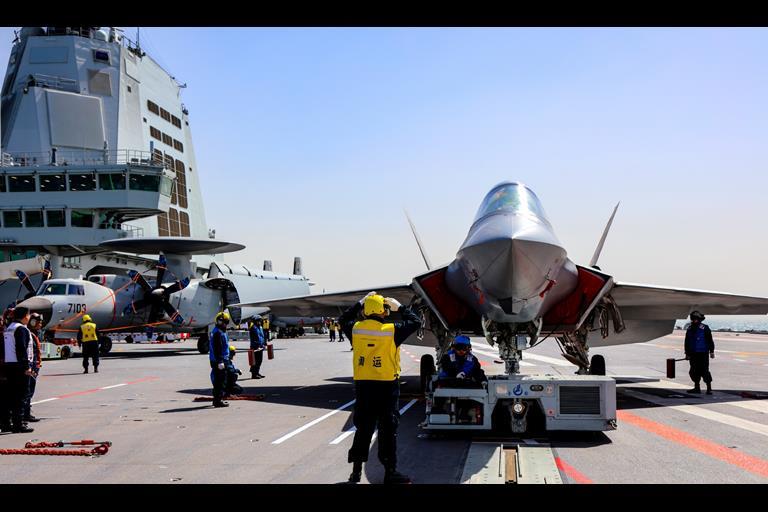 China Fujian aircraft carrier flight tests EMALS electromagnetic launch ...